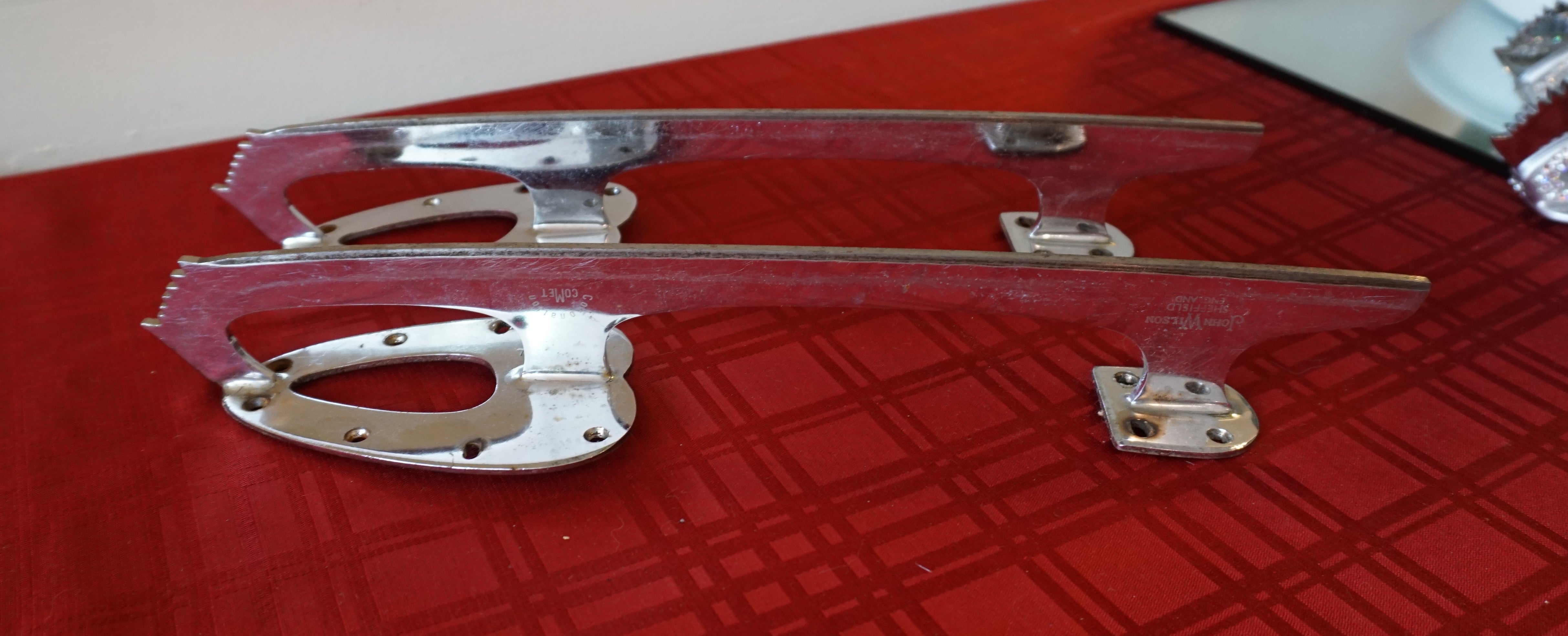 Previously Owned Wilson Coronation Comet Skate Blades 11 1/2"